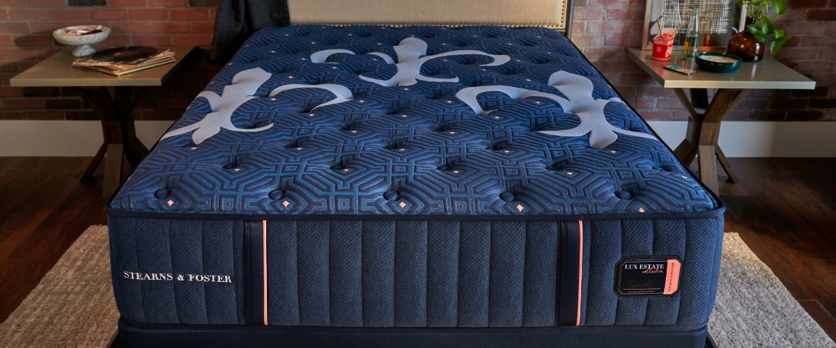 Famous bed brands store